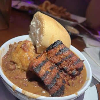 INA MAE TAVERN & PACKAGED GOODS - Updated March 2025 - 805 Photos & 524 ...