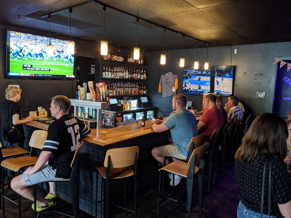 TIGHT END SPORTS BAR - Updated August 2025 - 20 Reviews - 1501 E Colfax ...