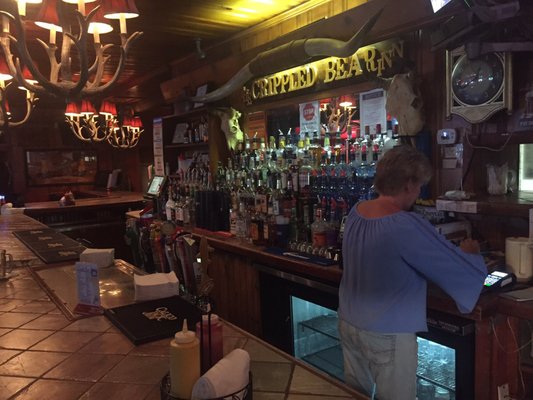 CRIPPLED BEAR INN - Updated December 2025 - 23 Photos & 71 Reviews ...