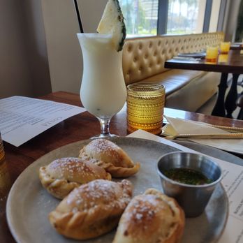 COSTA CONTEMPORARY KITCHEN - Updated July 2024 - 608 Photos & 421 ...