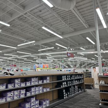 TARGET - Updated December 2025 - 132 Photos & 35 Reviews - 3610 Peck Rd ...