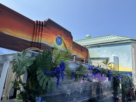 TIKI BEACH PIER RESTAURANT - Updated October 2025 - 123 Photos & 73 ...