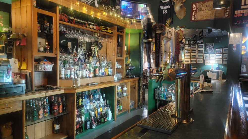 THE DEEP INN - Updated December 2025 - 24 Photos - 60 Pulaski St ...