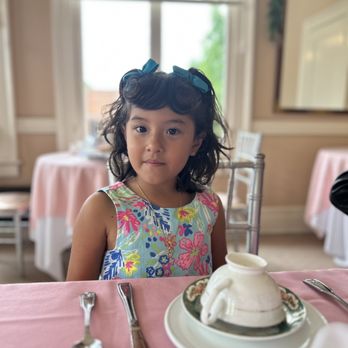 SPRING TEA GARDEN - Updated 2024 - 436 Photos & 237 Reviews - 501 N ...