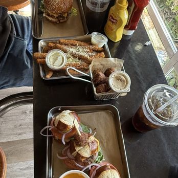 BACKWOODS BURGERS - Updated April 2025 - 336 Photos & 414 Reviews ...