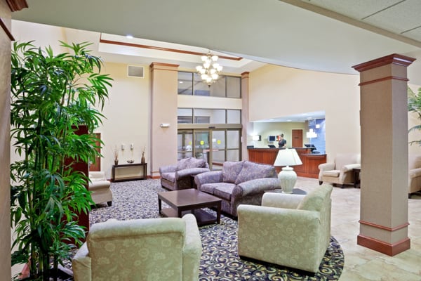 HOLIDAY INN EXPRESS ELLENSBURG - 41 Photos & 45 Reviews - Hotels - 1620 ...