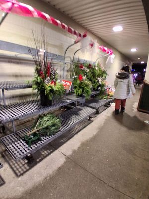 METRO - Updated January 2026 - 64 Photos & 11 Reviews - 1822 Whites ...