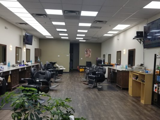 DOMINION VALLEY BARBER SHOP - 13 Photos & 23 Reviews - 5471 Merchants ...