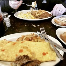 BLUE JAY RESTAURANT - Updated September 2025 - 106 Photos & 121 Reviews ...