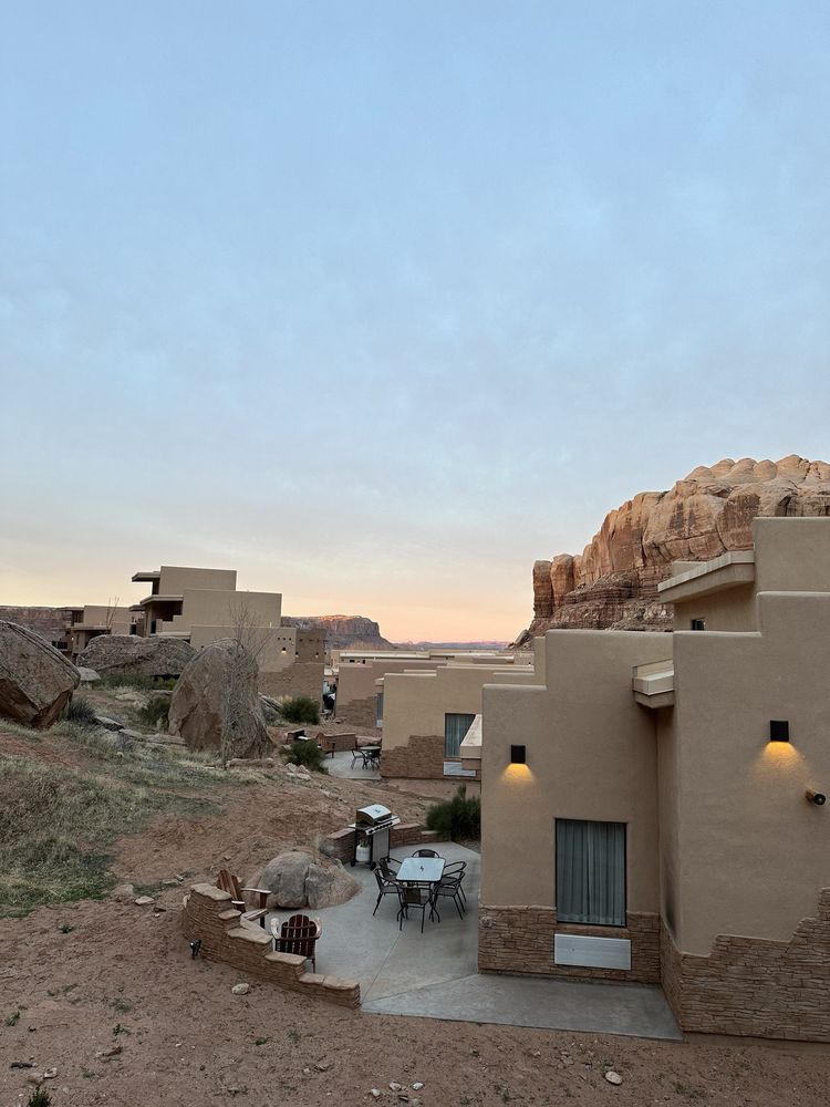 BLUFF DWELLINGS RESORT - Updated December 2025 - 95 Photos & 37 Reviews ...