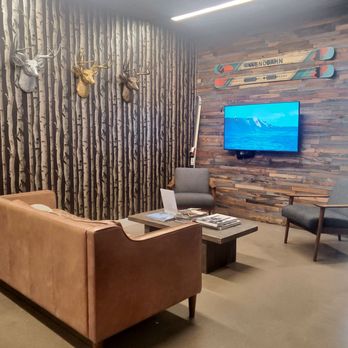 SNOBAHN - Updated December 2025 - 72 Photos & 56 Reviews - 6955 S York ...