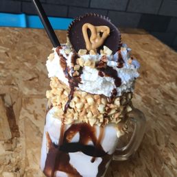 REGRUB BURGER BAR - Updated May 2026 - 208 Photos & 190 Reviews - 625 ...