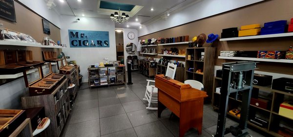 MR. CIGARS - Updated December 2025 - 39 Photos & 19 Reviews - 742 SW ...