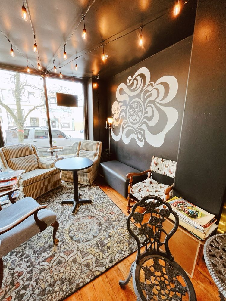 ARTISANS BOOKS & COFFEE - Updated December 2025 - 52 Photos & 26 ...