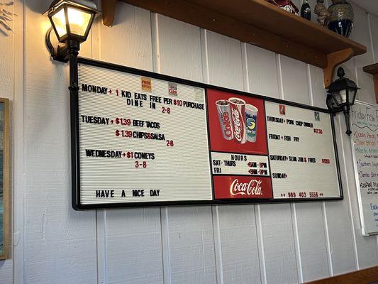 COUNTRY RANCH FAMILY RESTAURANT & ICE CREAM PARLOR - Updated July 2025 ...