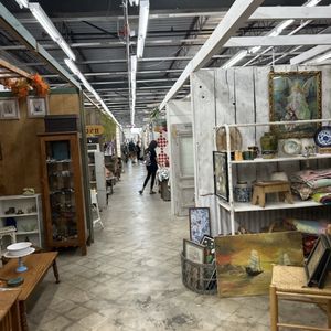 CAN DO HARDWARE - Updated December 2025 - 71 Photos - 303 3rd Ave SW ...