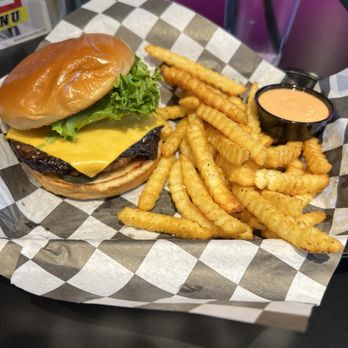 BURGER PUNK - Updated June 2025 - 221 Photos & 199 Reviews - 3012 N ...