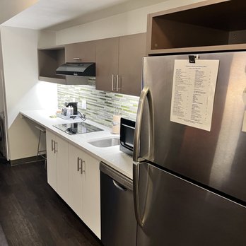 ELEMENT HARRISON - NEWARK - Updated July 2024 - 130 Photos & 94 Reviews ...