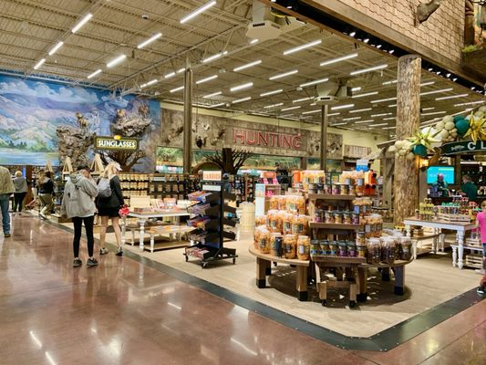 BASS PRO SHOPS - Updated September 2024 - 304 Photos & 140 Reviews - 71 ...