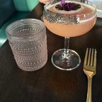 PINK IVY KITCHEN & BAR - Updated December 2025 - 437 Photos & 142 ...