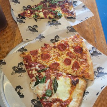 SURF RIDER PIZZA - Updated May 2025 - 570 Photos & 730 Reviews - 8381 ...