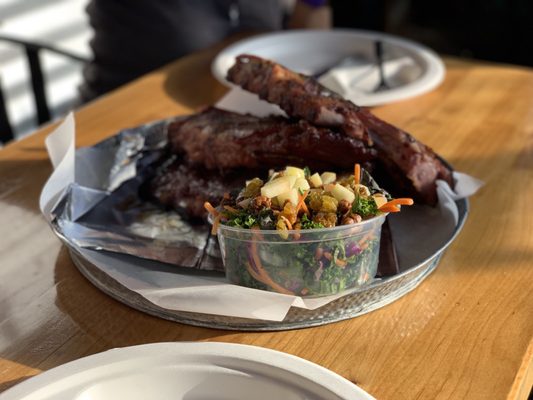 PIGGIN’ OUT SMOKEHOUSE - 198 Photos & 296 Reviews - Barbeque - 9987 ...