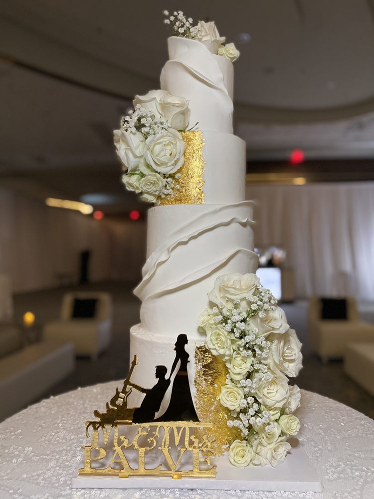 Whiskful Thinking Cakes, Las Vegas | Roadtrippers