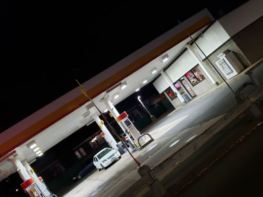 SHELL GAS STATION - Updated August 2025 - 13 Photos - 57 Middle St ...