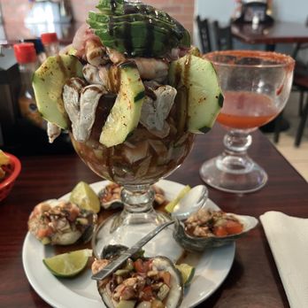 LA MANGO BOTANAS AND BEER - Updated July 2025 - 67 Photos - 51704 ...