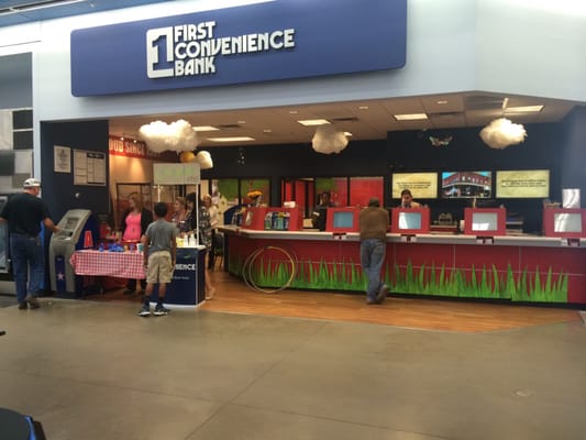 FIRST CONVENIENCE BANK - Updated December 2025 - 2266 Wyoming Blvd NE ...