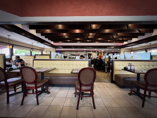 RED HUT DINER - Updated December 2025 - 82 Photos & 139 Reviews - 152 ...