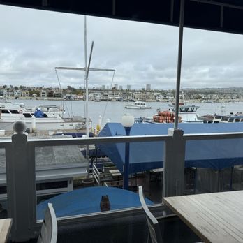 NEWPORT LANDING RESTAURANT - Updated October 2025 - 1076 Reviews & 1164 ...