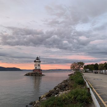 KINGSLAND POINT PARK - 115 Photos & 16 Reviews - 299 Palmer Ave, Sleepy ...