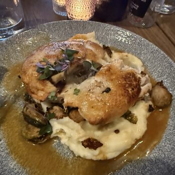 DRYFT WELLESLEY - Updated November 2025 - 64 Photos & 58 Reviews - 165 ...