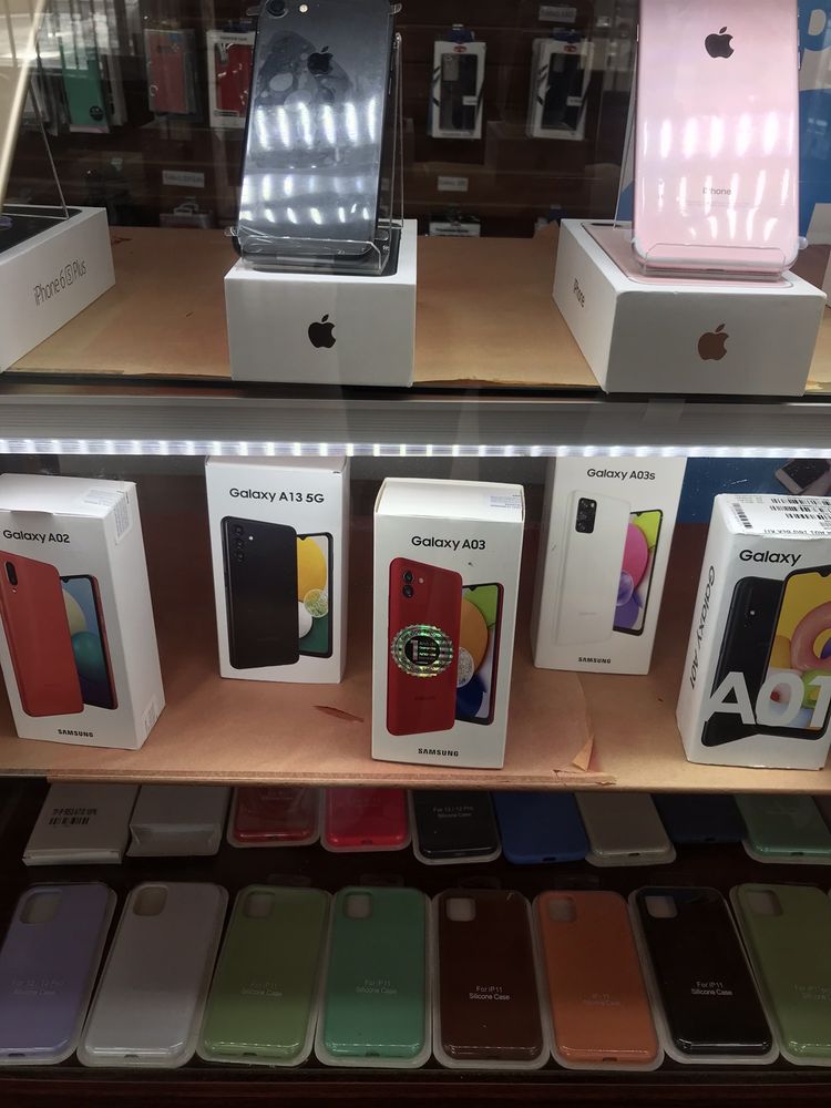 HOUSTON CELLULAR AND ACCESORIES - Updated July 2025 - 21 Photos - 9644 ...