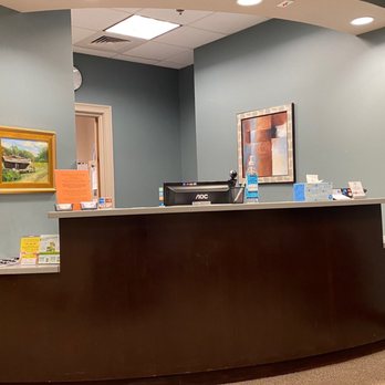 IVY FALLS FAMILY MEDICINE - Updated December 2025 - 17 Reviews - 10475 ...