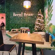 THE BERNI BEAN COFFEE - 168 Photos & 92 Reviews - 400 N Saint Paul ...