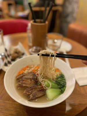 REREN - Updated December 2025 - 555 Photos & 226 Reviews - 1073 ...