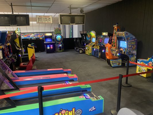 ARCADIA FAMILY FUN CENTER - Updated December 2025 - 925 S Oakwood Ave ...