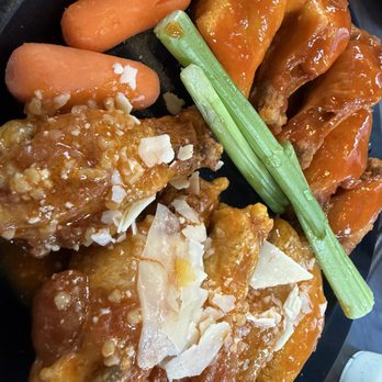 DUFF’S - Updated December 2025 - 205 Photos & 88 Reviews - 5119 N ...