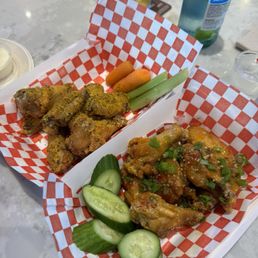 FLAPPY’S WINGS AND BAR - Updated May 2025 - 268 Photos & 120 Reviews ...