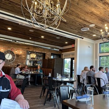 REPUBLIC GASTROPUB - Updated December 2025 - 548 Photos & 466 Reviews ...