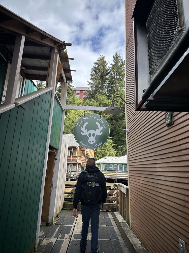 THE STONEY MOOSE - Updated May 2026 - 24 Photos & 13 Reviews - 127 ...