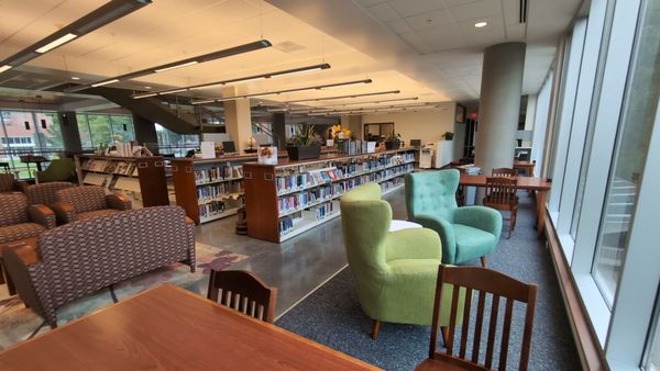 UO PORTLAND LIBRARY - Updated September 2025 - 16 Photos - 2800 NE ...
