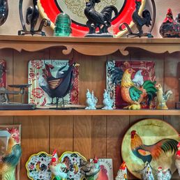 THE HOWLING ROOSTER - Updated January 2026 - 497 Photos & 386 Reviews ...