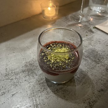 SHOSH - Updated September 2025 - 83 Photos & 32 Reviews - 41 Greenwich ...