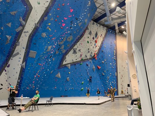 REACH CLIMBING AND FITNESS - Updated April 2025 - 79 Photos & 24 ...