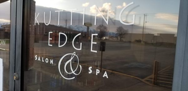 KUTTING EDGE SALON & SPA - Updated May 2026 - 14 Photos & 15 Reviews ...