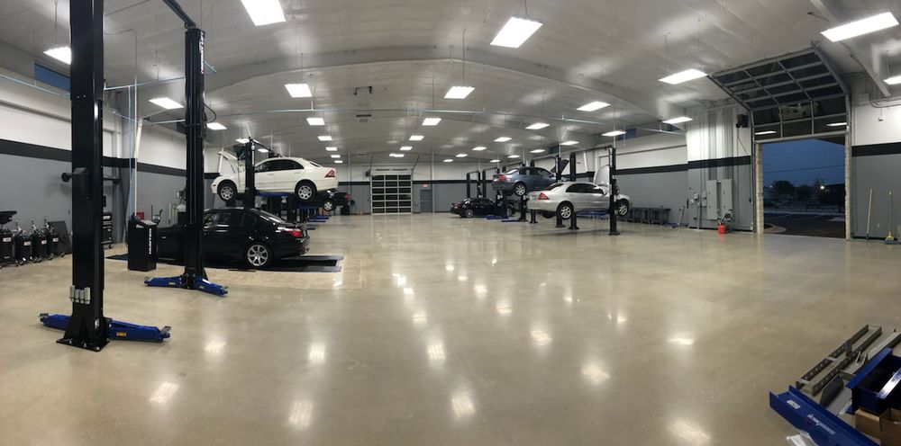 LUXURY AUTO WORKS - PFLUGERVILLE - Updated January 2026 - 24 Photos ...