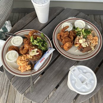 STEAMERS CLAM BAR & GRILL - Updated July 2024 - 356 Photos & 370 ...